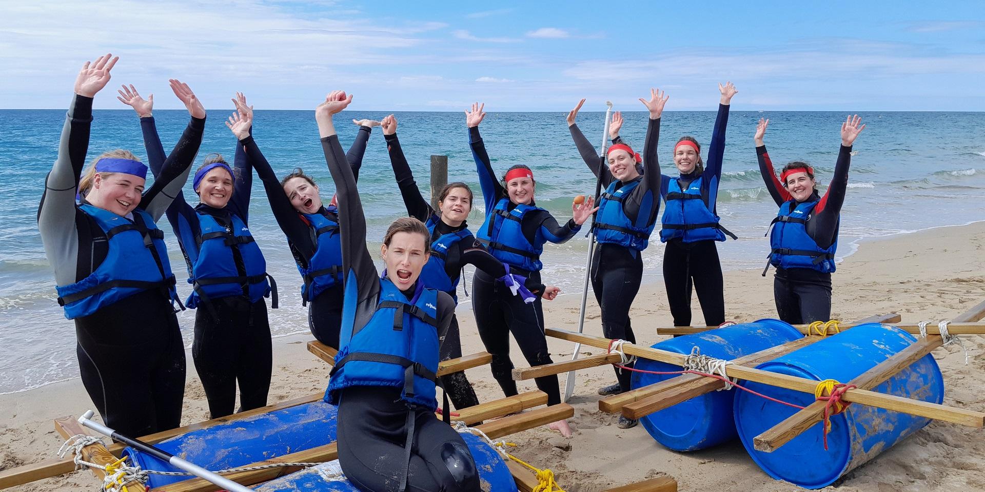 Construction de radeau | Destination Granville Terre et Mer